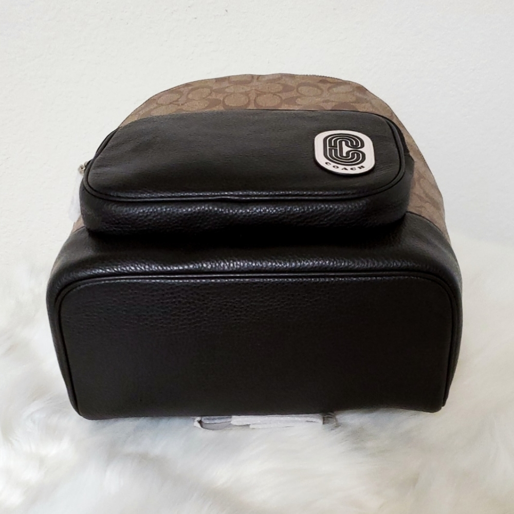 Coach Backpack In Signature Canvas With W - Gem